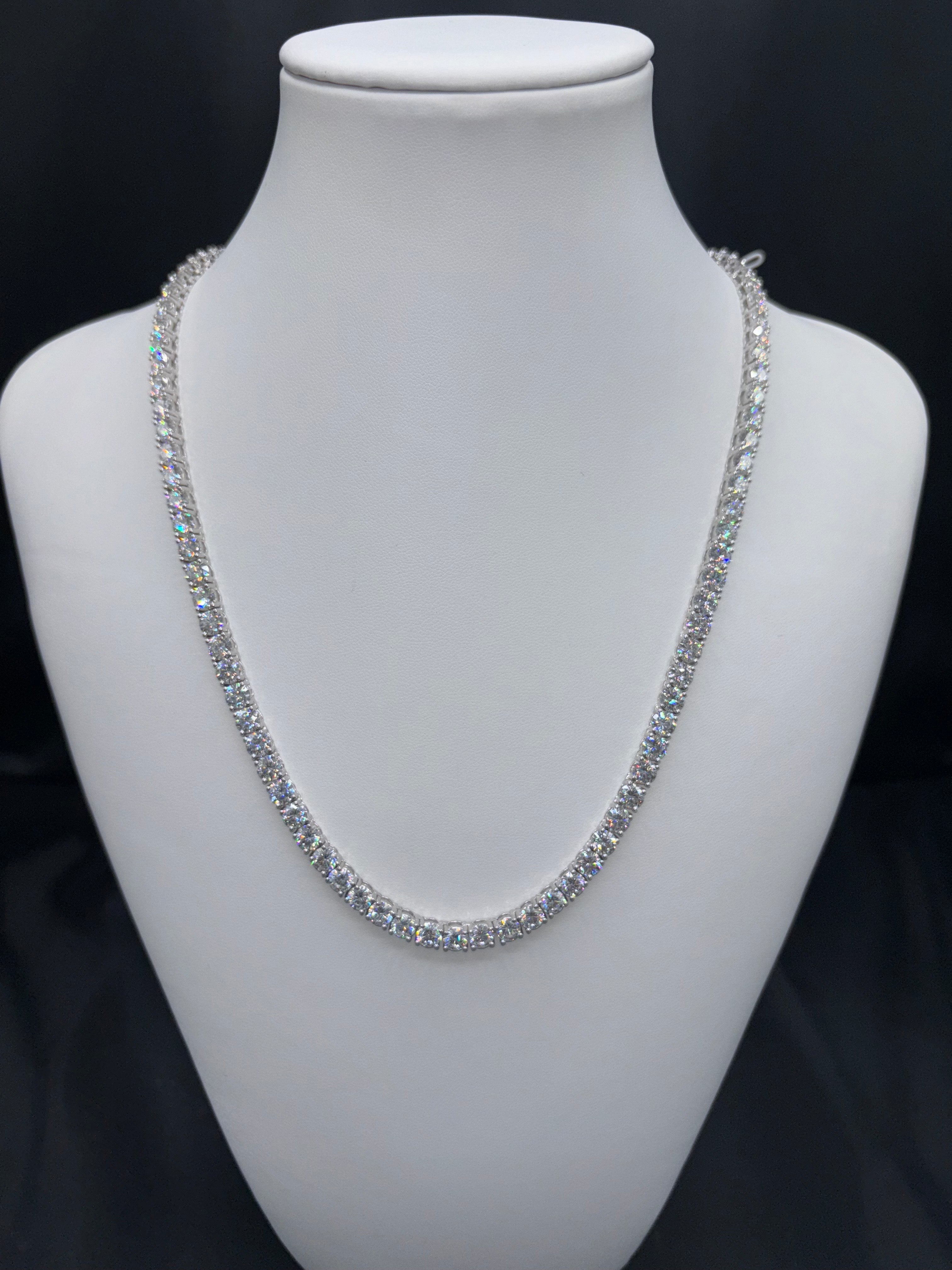 22" VVS Moissanite Diamond Tennis Chain 4mm – moissanitegrillzshop